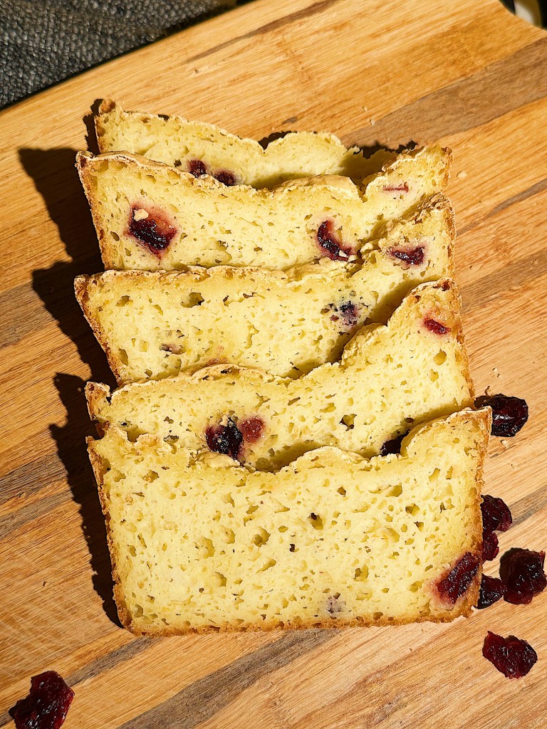 Pain aux canneberges et à l'orange sans gluten - Les Zackardises